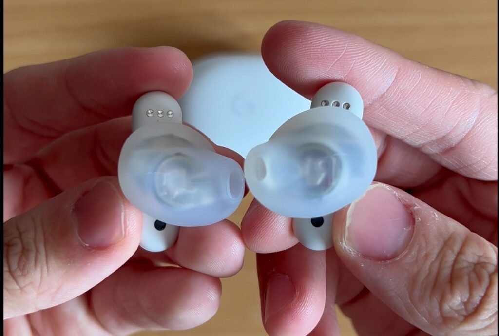 Logitech G Fits Review: Earbuds That Mould To Your Ears - Tech Composition